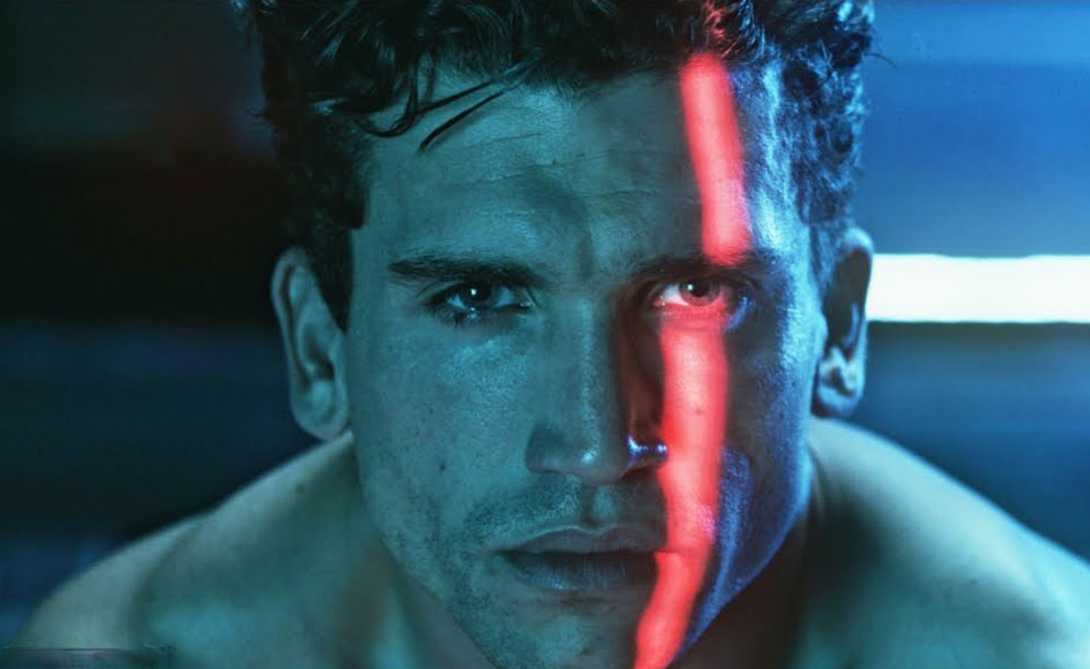 Sus polémicos desnudos le sumaron seguidores. Hoy Jaime Lorente habla en este video del regreso ...